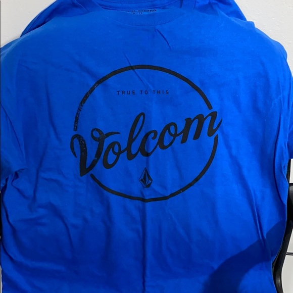 Volcom | Shirts | Volcom Tshirt Bluem | Poshmark